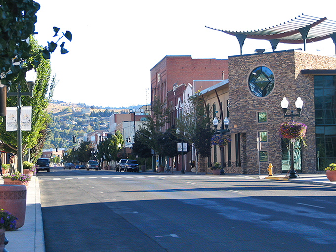 Klamath Falls' historic architecture stands as a testament to bygone eras. These buildings now house businesses where locals find both value and personal service.