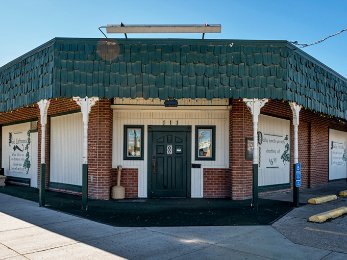 Mackey's corner location has that "been here forever" vibe that usually signals great food. The kind of place where the regulars have their own unofficial assigned seats.