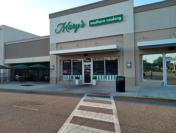 The neat exterior with outdoor seating invites you in, but it's the golden-fried chicken that will make you stay.