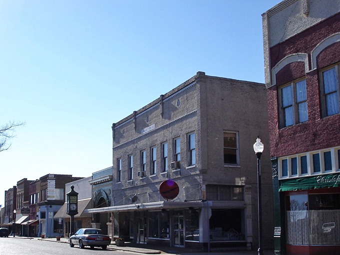 Minden's classic brick buildings and wide streets offer a Norman Rockwell setting with prices that feel like they're from the same era.