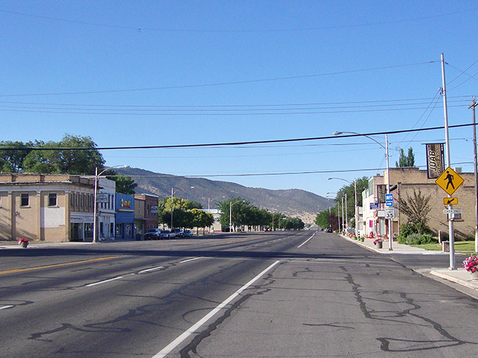 Nephi's historic downtown sits beneath mountains so majestic they'd charge admission anywhere else.