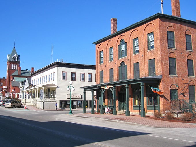 Newport's historic district looks like a movie set for "Charming Small Town, USA." Those brick buildings have witnessed more history than a Ken Burns documentary!