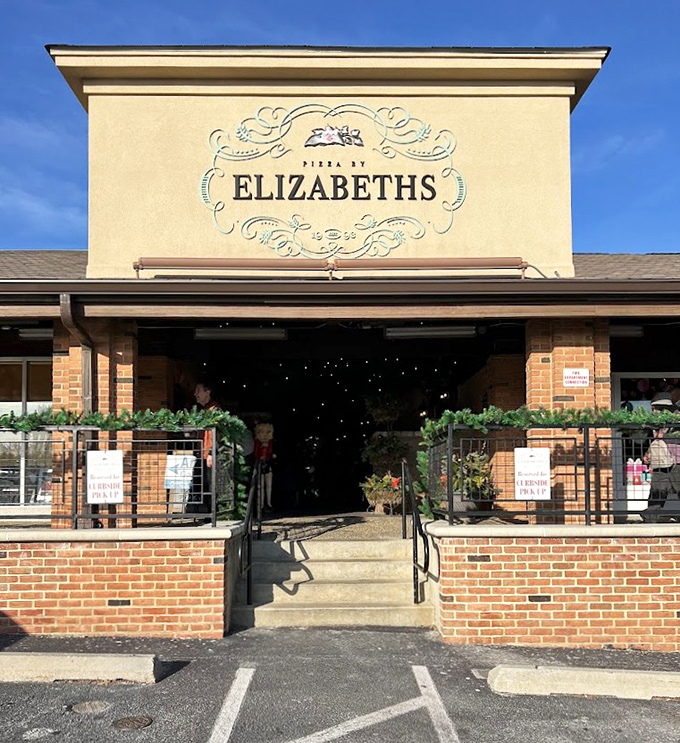 When a pizza place looks this elegant from the outside, you know they're bringing sophistication to everyone's favorite comfort food.