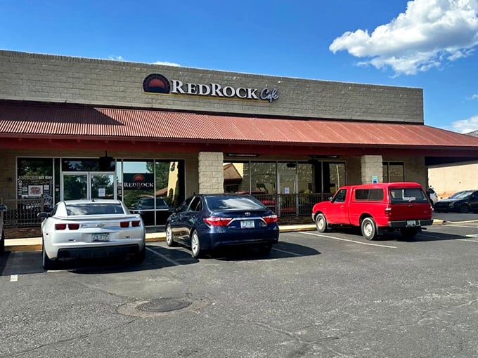 Red Rock Café's understated exterior lets Sedona's natural beauty do the talking while they focus on the food.
