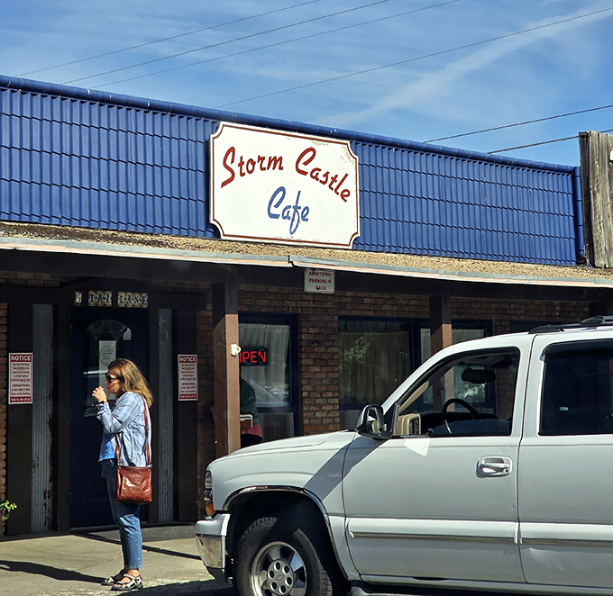 The humble blue exterior hides a breakfast sanctuary that locals have treasured for years and years.