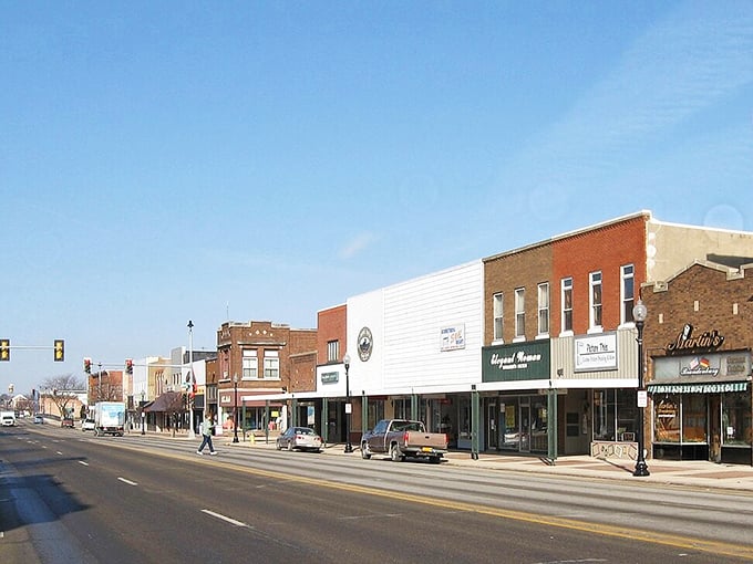Waverly's downtown vista stretches before you like a living museum of Americana. These streets have seen horse-drawn buggies and Teslas alike.