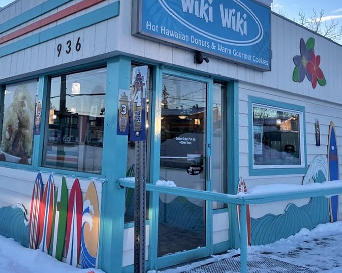 Surf's up at Wiki-licious! Hawaiian vibes and hot donuts create a tropical escape in the Last Frontier.