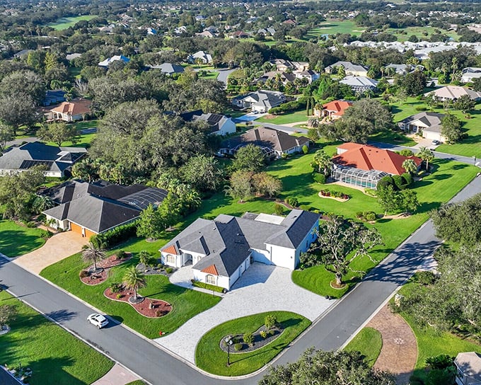 Wildwood's proximity to The Villages offers similar amenities without the premium price tag. Small-town charm with big savings!