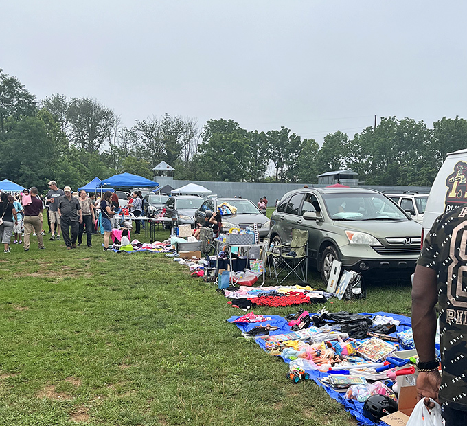 Weekend warriors and bargain hunters unite at Willow Glen, where every table holds the possibility of that perfect find.