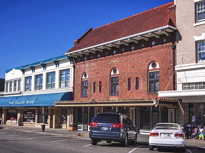 The red-roofed buildings of Chehalis offer architectural character without the big-city price tag. Those brick facades have stories to tell&mdash;and they won't charge you to listen!