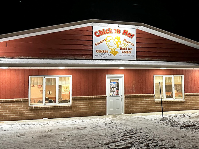 By day or night, this little red chicken haven stands ready to satisfy cravings in the heart of Rolla.