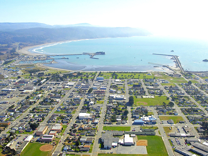 Crescent City offers grid-pattern simplicity with ocean-view rewards. Where fog rolls in but high prices roll out!