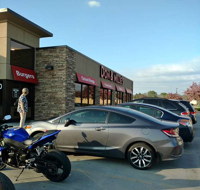 Parking lot packed? That's always a good sign. Don & Millie's draws crowds who know where to find hot dog happiness.