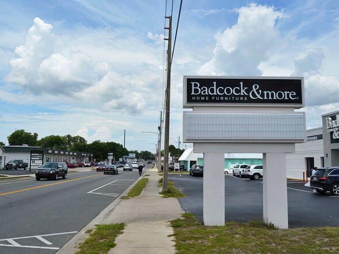 Main Street Dunnellon offers shopping without the crowds &ndash; where you'll find treasures in stores that still know customers by name.