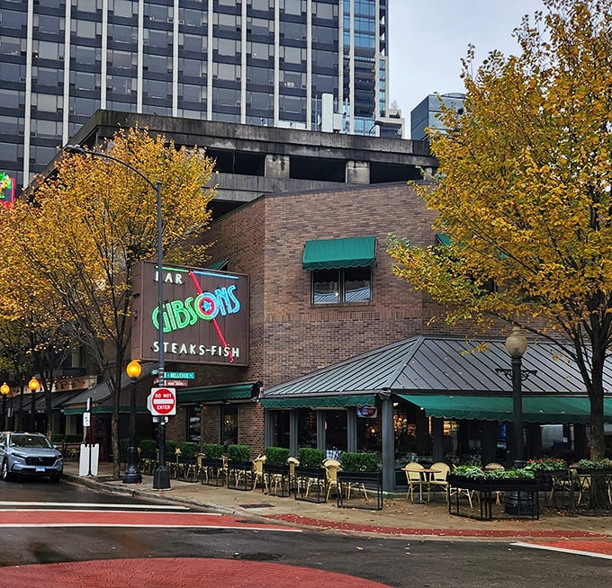 The corner location means you can watch Chicago stroll by while anticipating the perfect ribeye heading your way.