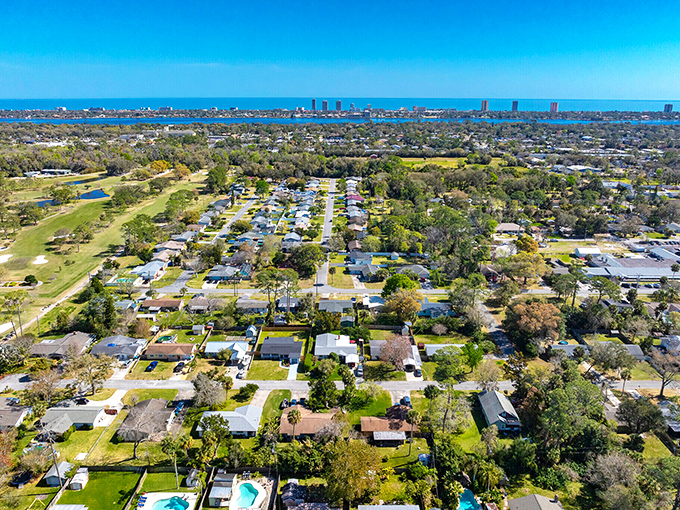 Mature trees and established neighborhoods make Holly Hill a hidden gem for retirees seeking shade and savings.
