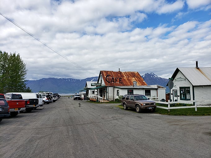 In tiny Hope, even the landscape seems to slow down and take a breath, inviting you to do the same.