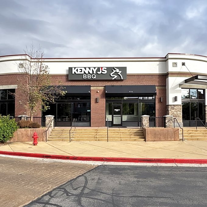 Kenny J's steps up to the plate with its impressive entrance. Those awnings aren't just for show&mdash;they're gateways to flavor town!