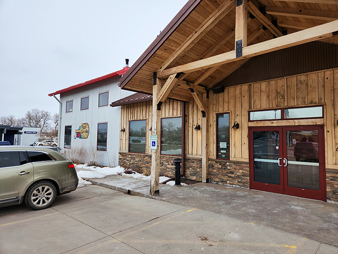 From humble food cart to beloved restaurant! This cozy spot proves that great pizza can flourish anywhere when made with passion.