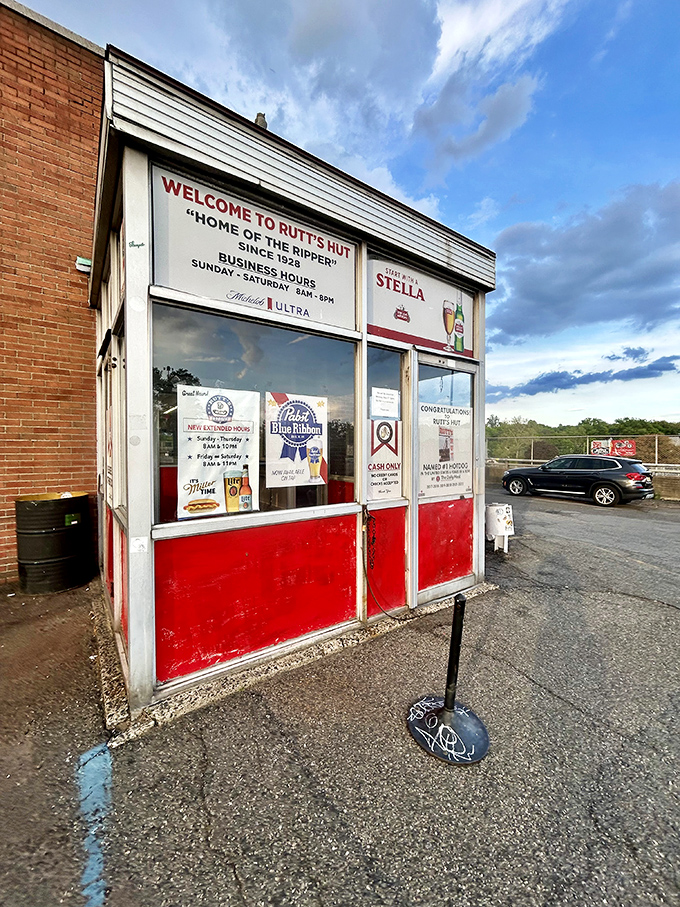 Behind these modest doors lies hot dog nirvana. The building doesn't need to show off&mdash;the food does all the talking.