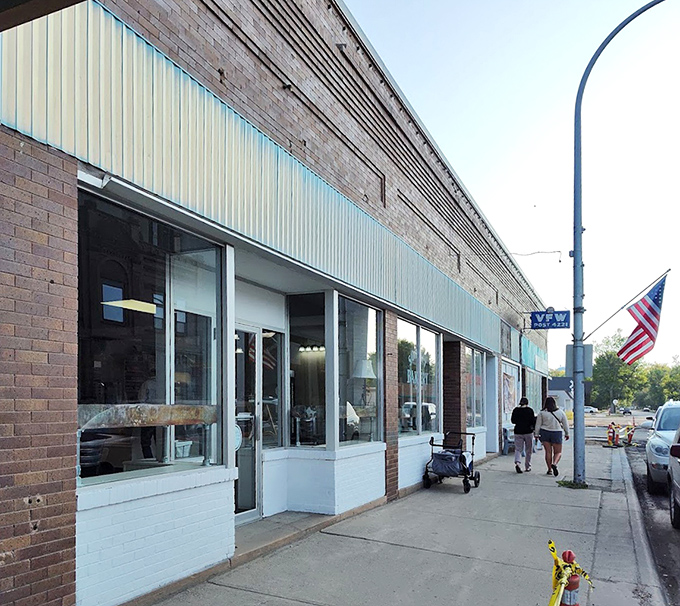 The historic brick fa&ccedil;ade of Soholt Bakery has witnessed generations of donut lovers coming through its doors.