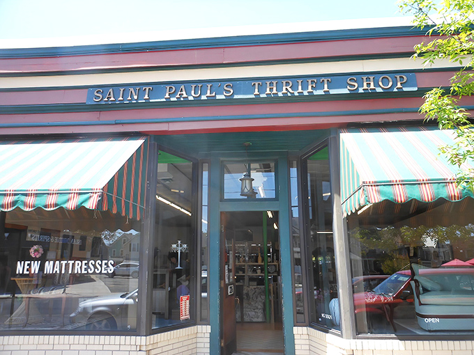 Name in lights&mdash;well, in tasteful lettering! St. Paul's inviting entrance promises a curated thrifting experience inside.