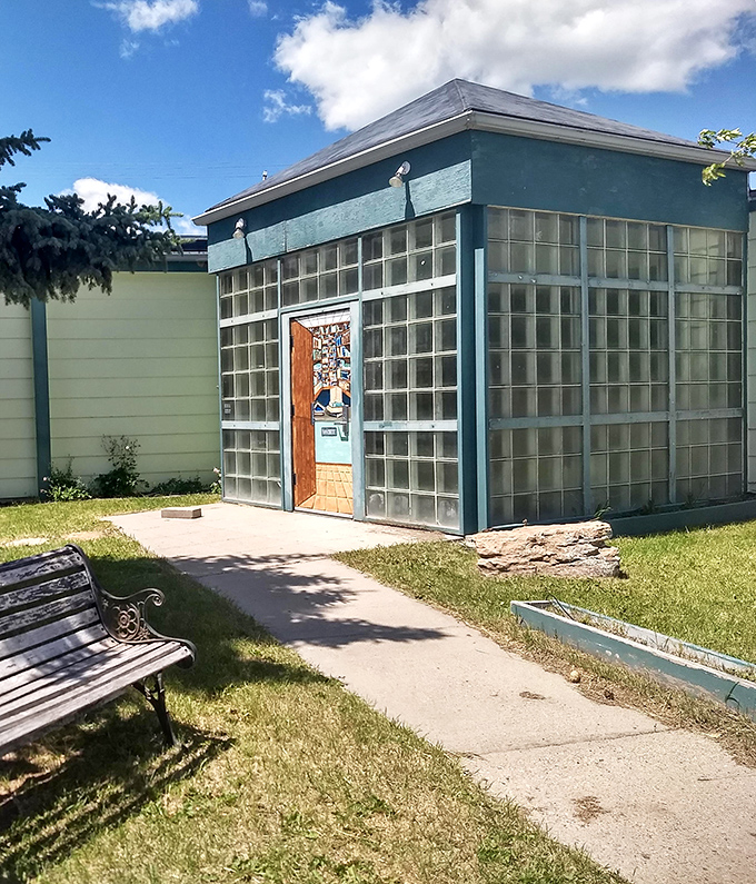 This unassuming glass-block building is like a TARDIS for baked goods &ndash; much bigger on the inside, flavor-wise.