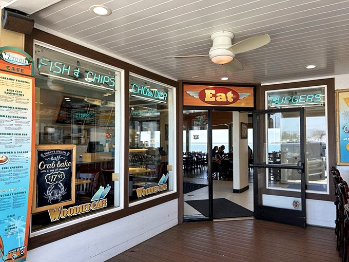 The neon signs promising "Fish & Chips" and "Chowder" cut right to the chase&mdash;no fancy menu linguistics needed here.