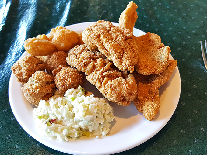 Breaded oysters and hushpuppies that could make a New Orleans chef nod in approval. Crispy outside, tender within&mdash;culinary poetry.