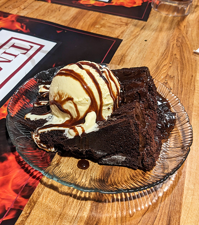Chocolate brownie &agrave; la mode: where warm fudgy decadence meets cold creamy vanilla in a dessert romance that puts "The Notebook" to shame.