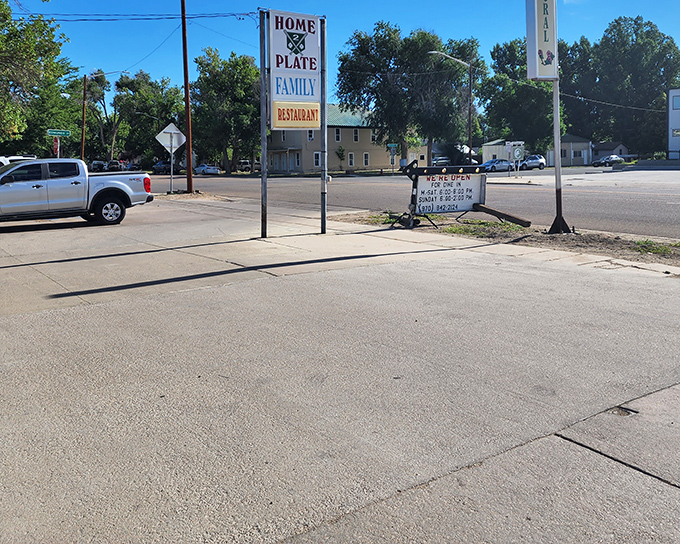 Home Plate Family Restaurant promises the kind of straightforward comfort food that doesn't require a culinary degree to appreciate fully.