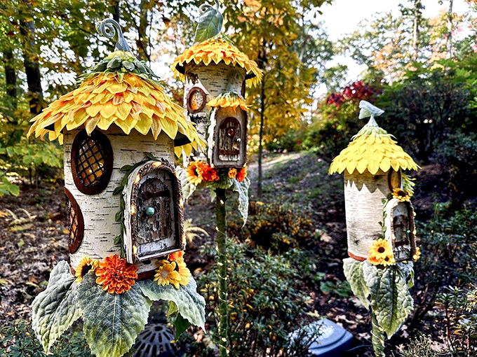 These charming fairy houses prove that even mythical creatures appreciate good real estate. Sunflower roofs and birch bark walls? That's premium woodland living!