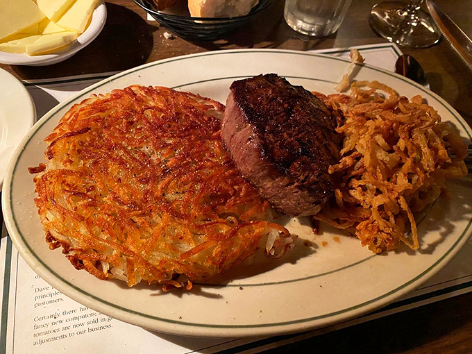 A perfectly cooked filet paired with those legendary hash browns &ndash; this is what steak dreams are made of.
