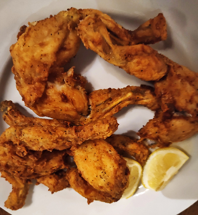 These golden-fried frog legs might make you forget chicken wings ever existed—crispy, tender, and delightfully unexpected.