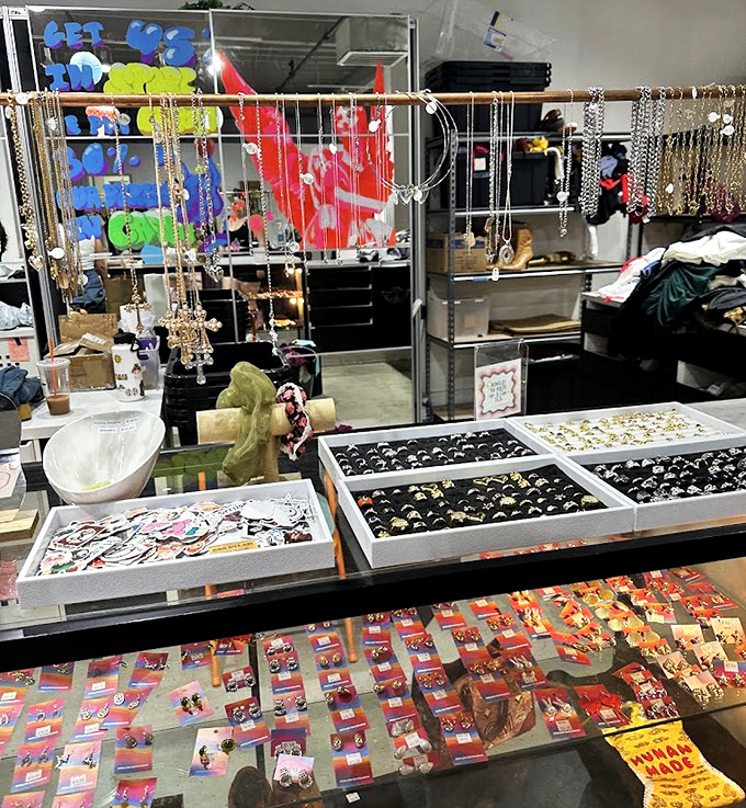 A jewelry counter that treats secondhand sparkle with first-class respect &ndash; your grandmother would definitely approve of this presentation.