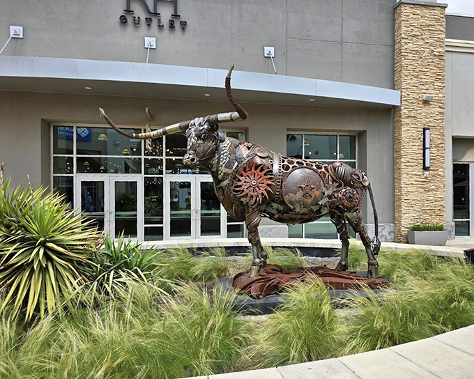 This magnificent metal longhorn sculpture stands guard outside a store, reminding shoppers they're definitely in Texas. Art with attitude and plenty of state pride.