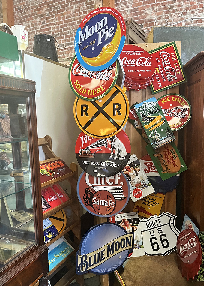 Advertising art that outlasted the products themselves. These vintage metal signs remind us when Route 66 was America's Main Street and Moon Pies were gourmet cuisine.
