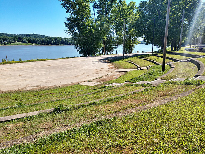 Paul Ogle Riverfront Park offers front-row seats to nature's greatest show&mdash;the mighty Ohio River rolling by as it has for millennia.