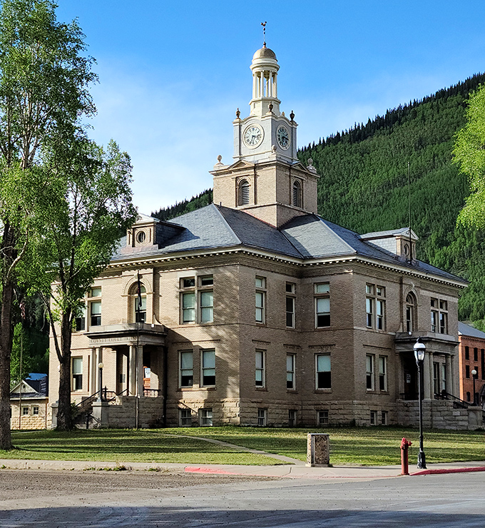 The San Juan County Courthouse looks like it could have sentenced Butch Cassidy while simultaneously hosting a chamber music recital&mdash;architectural multitasking at its finest.