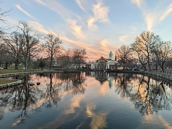 Sunset transforms the duck pond into a mirror of golden clouds. Locals call this "nature's happy hour"—no reservations required.