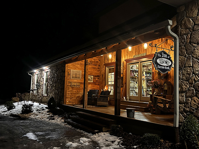 The Inn at Narrows Creek glows with the kind of rustic warmth that makes you want to cancel tomorrow's plans and extend your stay.