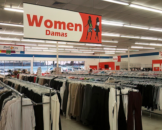 The women's clothing section - or "Damas" - offers a fashion time machine spanning decades of style evolution.