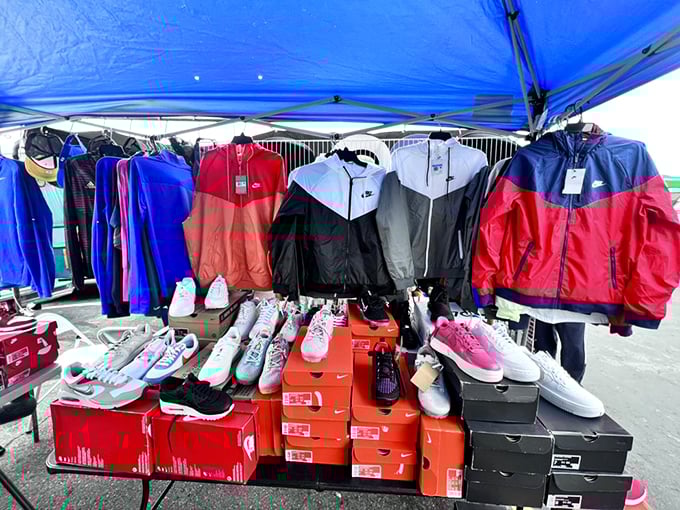 Sneakerheads and sportswear enthusiasts converge here. Fresh kicks and athletic gear without the mall prices&mdash;now that's a slam dunk!