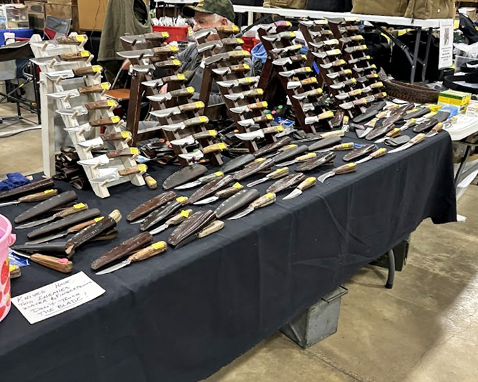 Not your average cutlery drawer. This impressive knife collection would make any chef or outdoor enthusiast stop in their tracks.