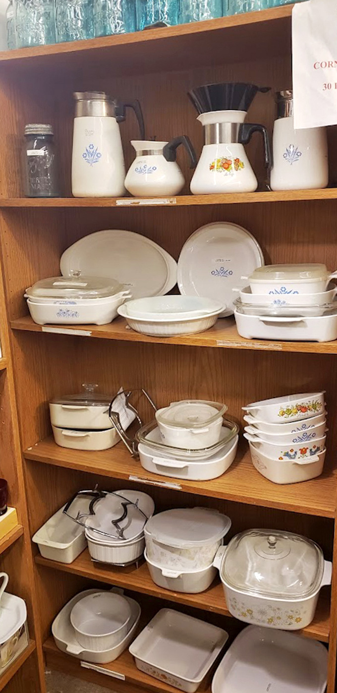 Corningware heaven! These blue cornflower patterns launched a thousand casseroles and appeared at every potluck from 1960 to 1985.
