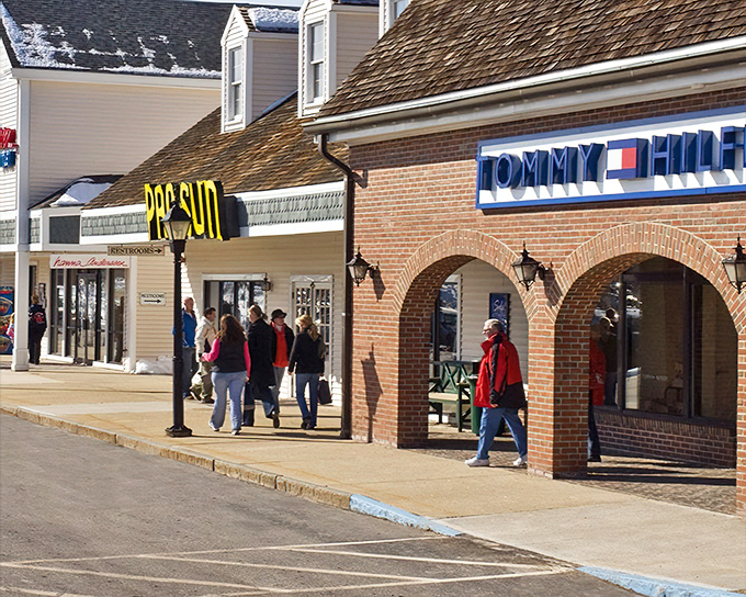 The Tommy Hilfiger and PacSun storefronts create a retail yin and yang, where preppy meets street in perfect shopping harmony.
