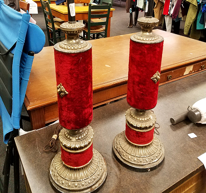 Vintage meets kitsch with these magnificent red velvet lamps—the kind of conversation piece that makes dinner guests ask, "Where did you find those?!"