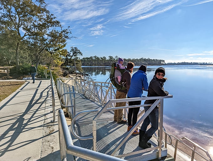 Waterfront property without the mortgage! These visitors have found the perfect viewing platform for Florida's most reliable show: a spectacular river panorama.