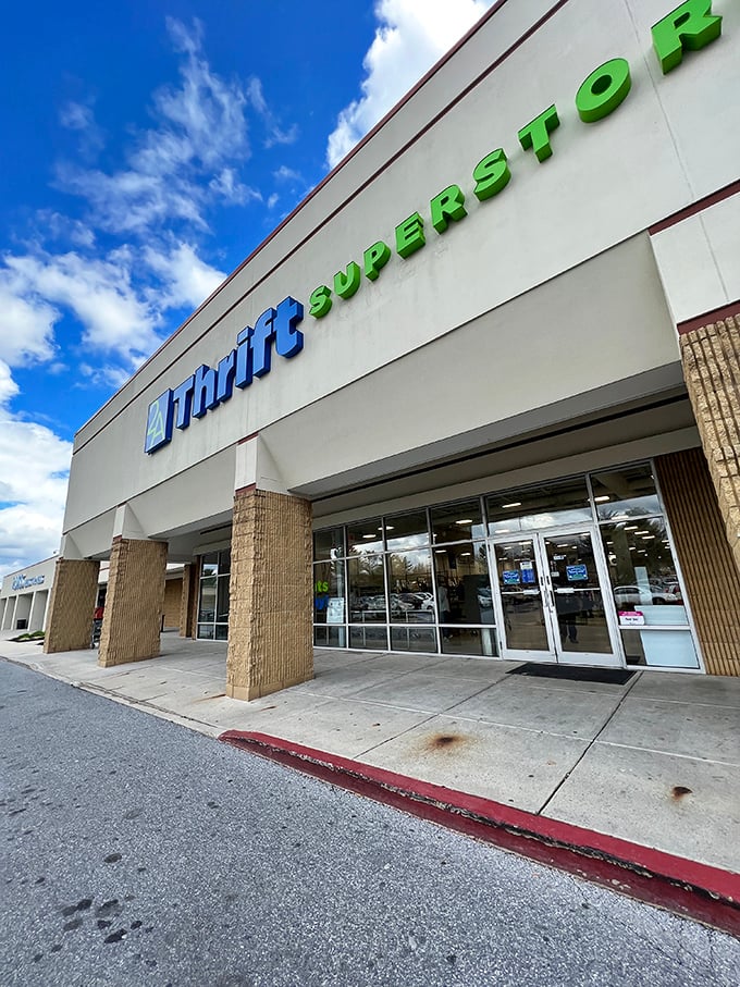 Another 2nd Ave location means double the treasure-hunting opportunities for Columbia's most dedicated thrift store enthusiasts.