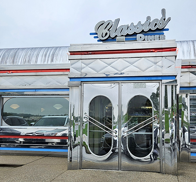 Chrome for days! 62 Classics' gleaming exterior reflects both sunlight and America's golden age of roadside dining.